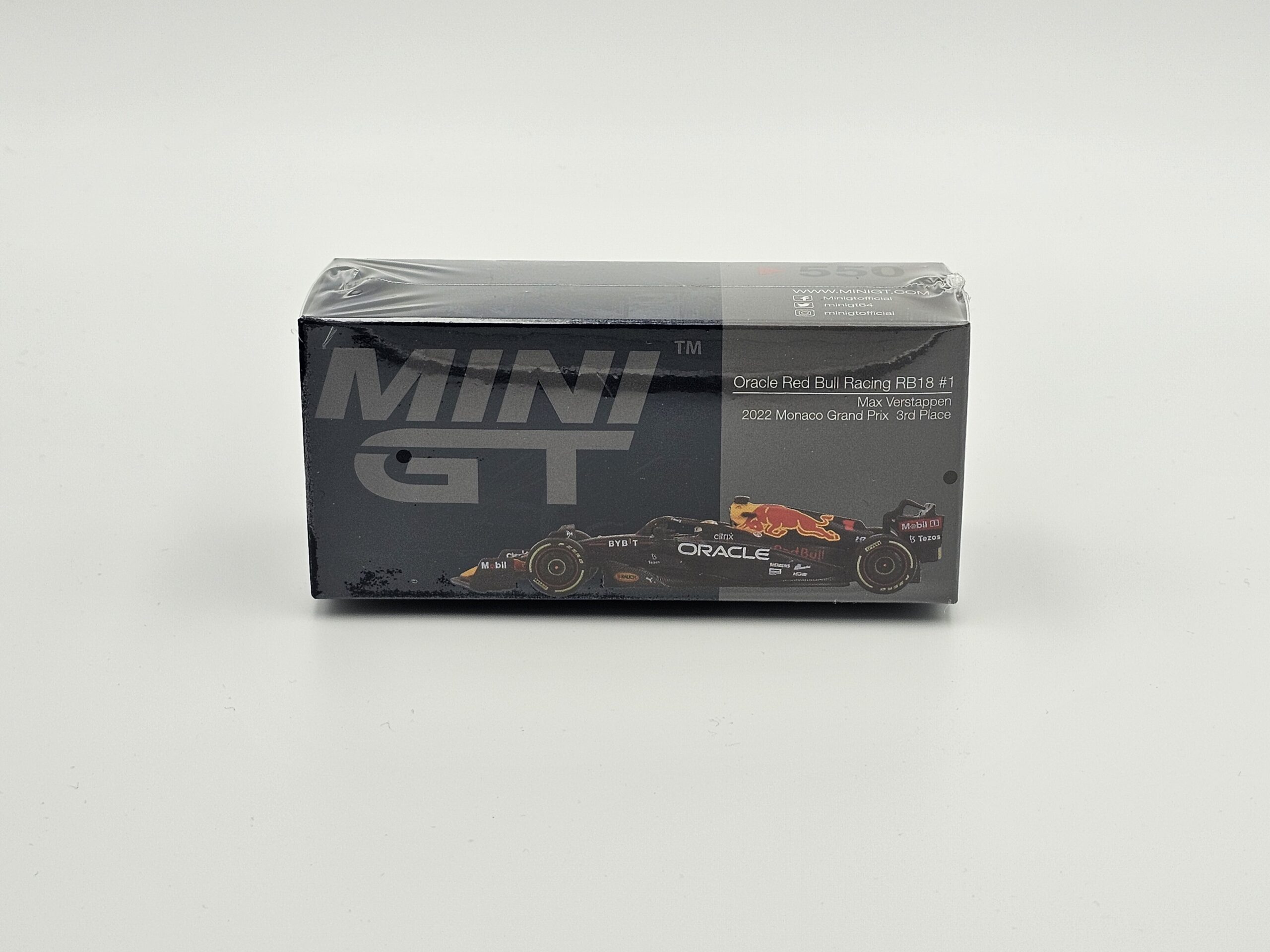 Mini GT – 550 Oracle Red Bull Racing RB18 - Auta164
