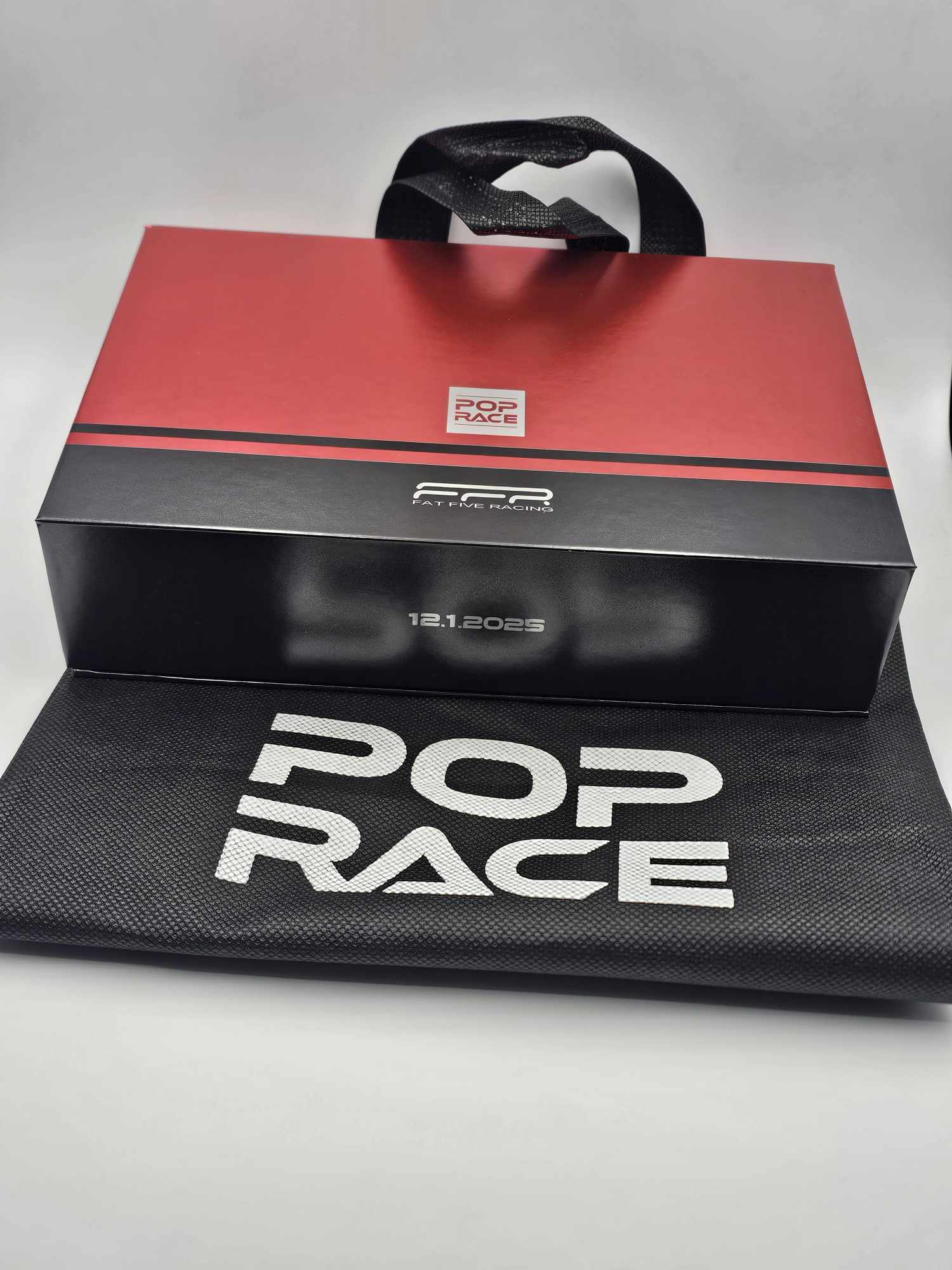 Pop Race x Fat Five Racing CARMEET 2025 Exclusive Set - Auta164